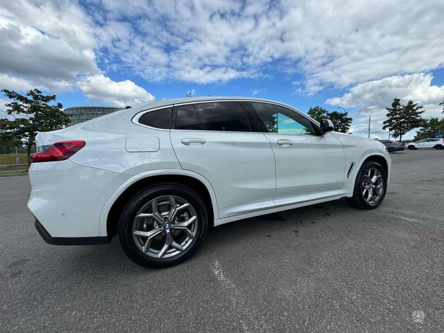 Balts BMW X4 2021 Viļņa, ar dzinēja tilpumu 2.00 L un nobraukumu 25 tūkst. km par 35000 €, foto 7 vietnē AUTOMOTO.COM.LV