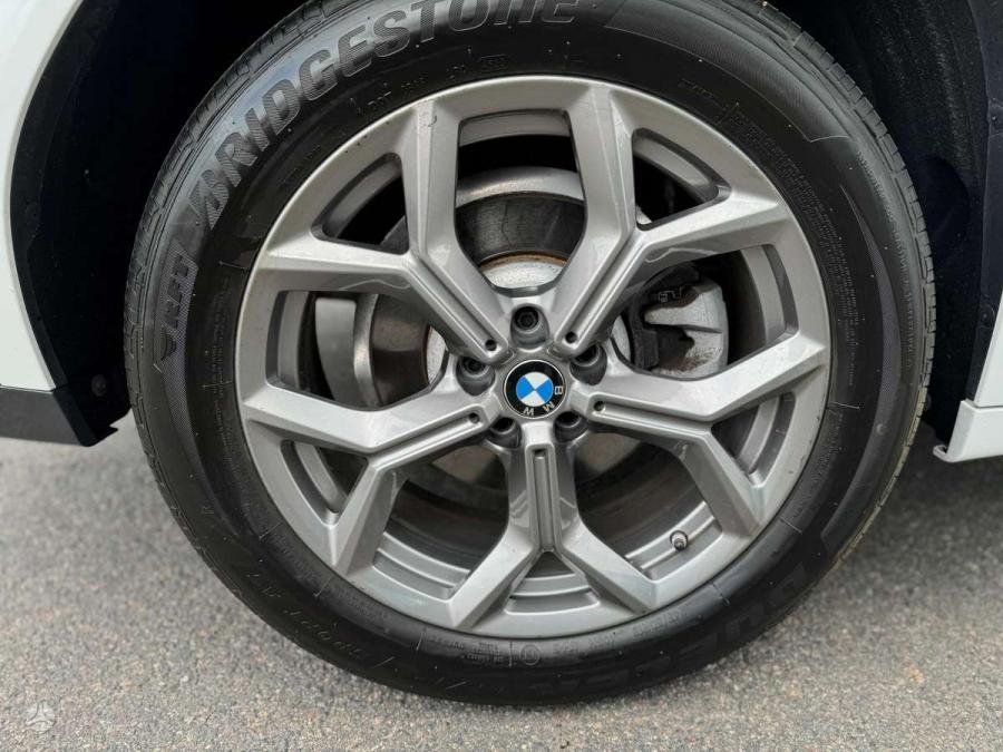Balts BMW X4 2021 Viļņa, ar dzinēja tilpumu 2.00 L un nobraukumu 25 tūkst. km par 35000 €, foto 12 vietnē AUTOMOTO.COM.LV