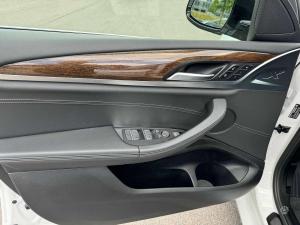 Balts BMW X4 2021 Viļņa, ar dzinēja tilpumu 2.00 L un nobraukumu 25 tūkst. km par 35000 €, foto 26 vietnē AUTOMOTO.COM.LV