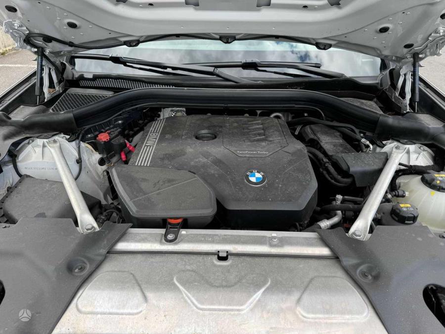 Balts BMW X4 2021 Viļņa, ar dzinēja tilpumu 2.00 L un nobraukumu 25 tūkst. km par 35000 €, foto 31 vietnē AUTOMOTO.COM.LV