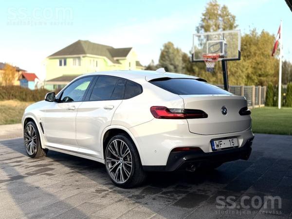 БМВ Х4 2021 в Рига на AUTOMOTO.COM.LV Белый БМВ Х4 2021 в Рига, объемом двигателя 3.00 л и пробегом 80 тыс. км за 35300 €, фото 4 на AUTOMOTO.COM.LV
