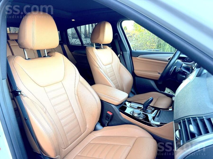 White BMW X4 2021 in Riga, with an engine capacity of 3.00 L and mileage of 80 thousand km for 35300 €, photo 10 on AUTOMOTO.COM.LV