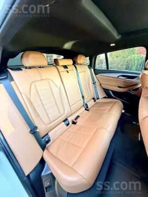 White BMW X4 2021 in Riga, with an engine capacity of 3.00 L and mileage of 80 thousand km for 35300 €, photo 12 on AUTOMOTO.COM.LV