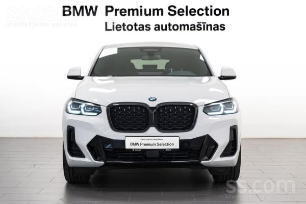 White BMW X4 2023 in Riga, with an engine capacity of 3.00 L and mileage of 65 thousand km for 47500 €, photo 3 on AUTOMOTO.COM.LV
