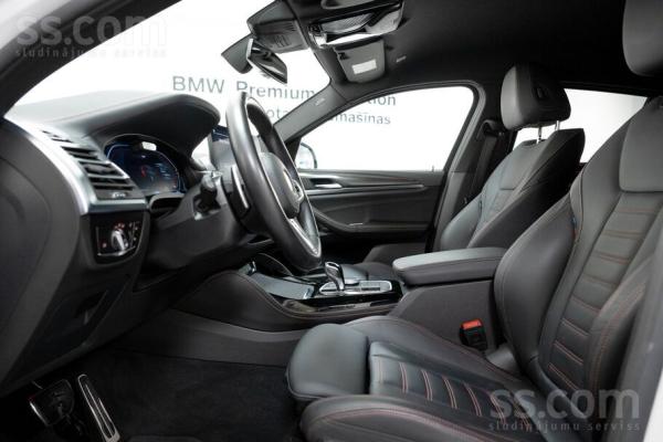 White BMW X4 2023 in Riga, with an engine capacity of 3.00 L and mileage of 65 thousand km for 47500 €, photo 6 on AUTOMOTO.COM.LV
