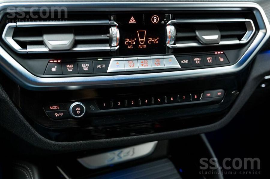 White BMW X4 2023 in Riga, with an engine capacity of 2.00 L and mileage of 51 thousand km for 48500 €, photo 22 on AUTOMOTO.COM.LV