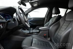 White BMW X4 2023 in Riga, with an engine capacity of 2.00 L and mileage of 51 thousand km for 48500 €, photo 31 on AUTOMOTO.COM.LV