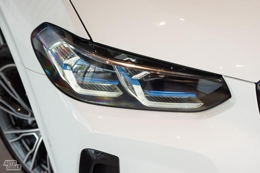 White BMW X4 2024 in Kaunas, with an engine capacity of 3.00 L and mileage of 82 thousand km for 51441 €, photo 4 on AUTOMOTO.COM.LV