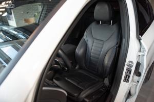 White BMW X4 2024 in Kaunas, with an engine capacity of 3.00 L and mileage of 82 thousand km for 51441 €, photo 13 on AUTOMOTO.COM.LV