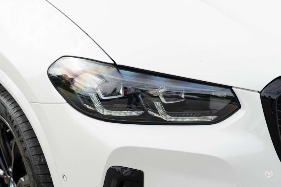 White BMW X4 2024 in Vilnius, with an engine capacity of 2.99 L and mileage of 37 thousand km for 54900 €, photo 12 on AUTOMOTO.COM.LV