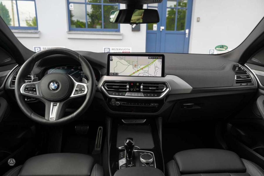 White BMW X4 2024 in Vilnius, with an engine capacity of 2.99 L and mileage of 37 thousand km for 54900 €, photo 15 on AUTOMOTO.COM.LV