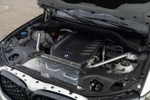 White BMW X4 2024 in Vilnius, with an engine capacity of 2.99 L and mileage of 37 thousand km for 54900 €, photo 44 on AUTOMOTO.COM.LV