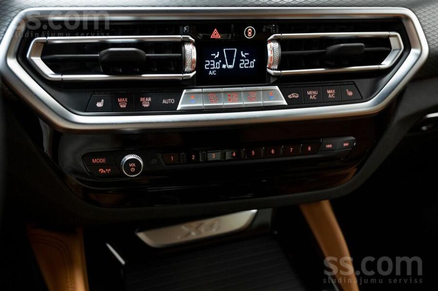 Balts BMW X4 2024 Rīga, ar dzinēja tilpumu 2.00 L un nobraukumu 17 tūkst. km par 49500 €, foto 12 vietnē AUTOMOTO.COM.LV