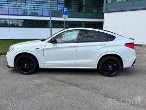 Balts BMW X4 2014 Daugavpils, ar dzinēja tilpumu 3.00 L un nobraukumu 111 tūkst. km par 25900 €, foto 7 vietnē AUTOMOTO.COM.LV