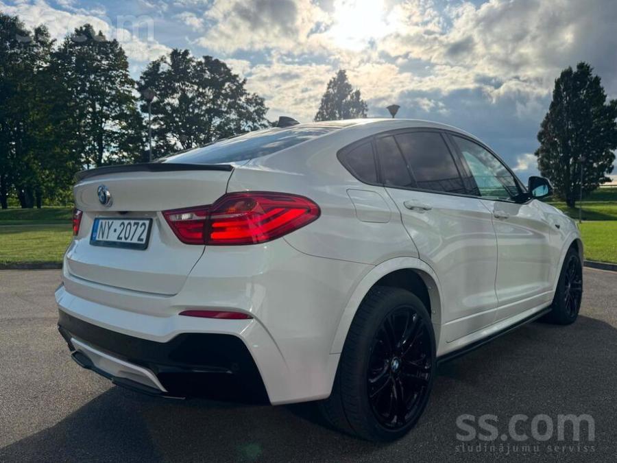 Balts BMW X4 2014 Daugavpils, ar dzinēja tilpumu 3.00 L un nobraukumu 111 tūkst. km par 25900 €, foto 8 vietnē AUTOMOTO.COM.LV