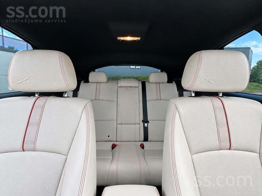 Balts BMW X4 2014 Daugavpils, ar dzinēja tilpumu 3.00 L un nobraukumu 111 tūkst. km par 25900 €, foto 18 vietnē AUTOMOTO.COM.LV