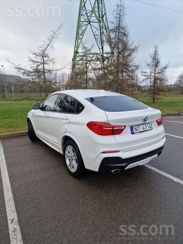 White BMW X4 2016 in Riga, with an engine capacity of 2.00 L and mileage of 140 thousand km for 20000 €, photo 3 on AUTOMOTO.COM.LV