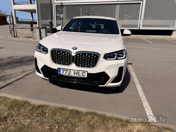 White BMW X4 2022 in Tallinn, with an engine capacity of 2.00 L and mileage of 41 thousand km for 46000 €, photo 6 on AUTOMOTO.COM.LV
