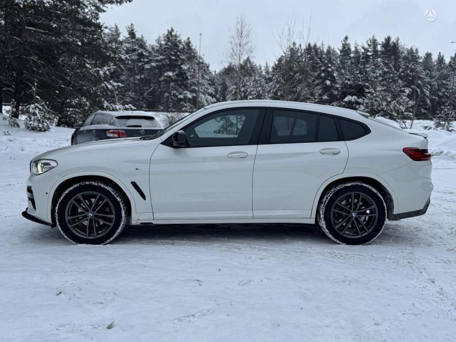White BMW X4 2019 in Vilnius, with an engine capacity of 2.00 L and mileage of 275 thousand km for 23499 €, photo 8 on AUTOMOTO.COM.LV