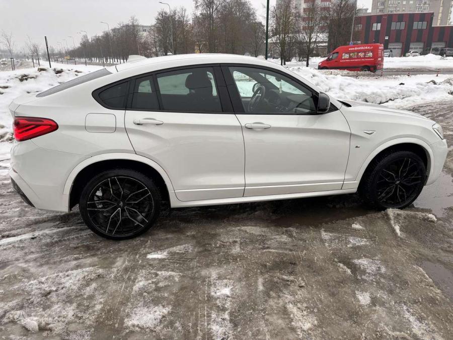 Balts BMW X4 2015 Kauņa, ar dzinēja tilpumu 2.99 L un nobraukumu 240 tūkst. km par 16999 €, foto 5 vietnē AUTOMOTO.COM.LV