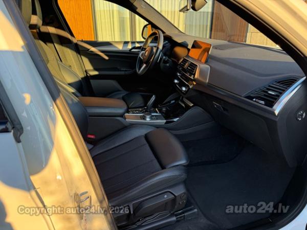 White BMW X4 2020 in Tartu, with an engine capacity of 2.00 L and mileage of 55 thousand km for 49990 €, photo 11 on AUTOMOTO.COM.LV