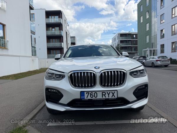White BMW X4 2020 in Tallinn, with an engine capacity of 2.00 L and mileage of 49 thousand km for 37990 €, photo 2 on AUTOMOTO.COM.LV