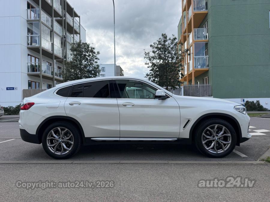 Balts BMW X4 2020 Tallina, ar dzinēja tilpumu 2.00 L un nobraukumu 49 tūkst. km par 37990 €, foto 5 vietnē AUTOMOTO.COM.LV