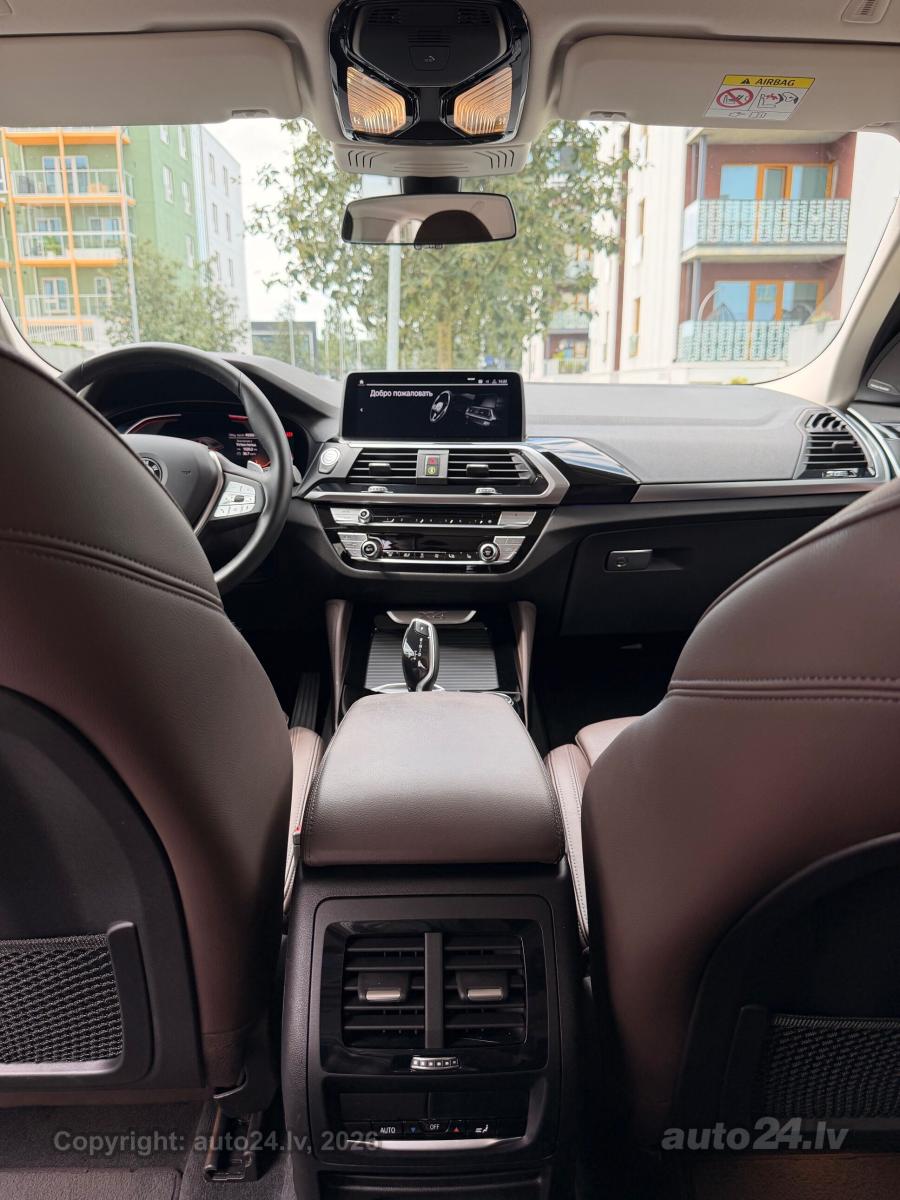 Balts BMW X4 2020 Tallina, ar dzinēja tilpumu 2.00 L un nobraukumu 49 tūkst. km par 37990 €, foto 17 vietnē AUTOMOTO.COM.LV