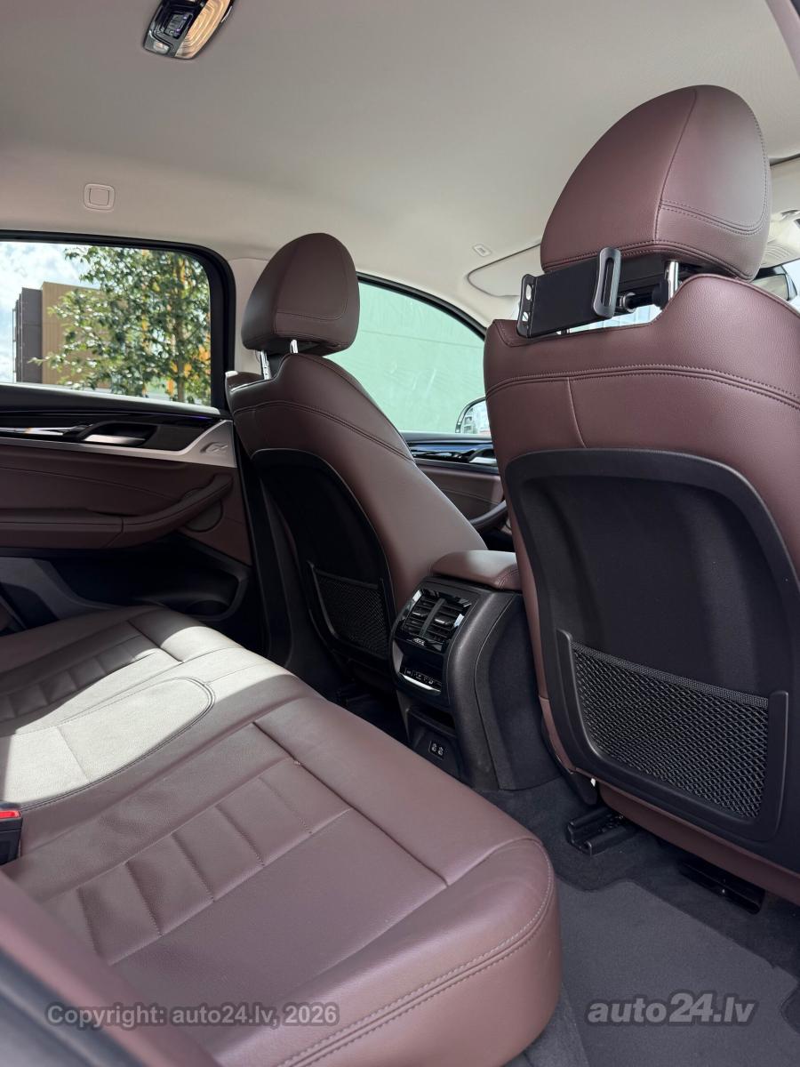 Balts BMW X4 2020 Tallina, ar dzinēja tilpumu 2.00 L un nobraukumu 49 tūkst. km par 37990 €, foto 22 vietnē AUTOMOTO.COM.LV