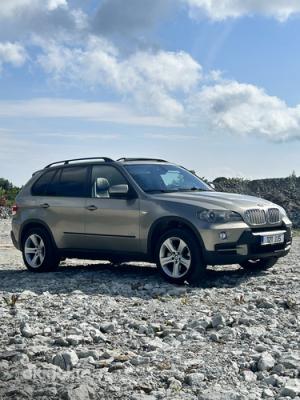Smilšu krāsa BMW X5 2008 Jehvi, ar dzinēja tilpumu 0.21 L un nobraukumu 297 tūkst. km par 10500 €, foto 3 vietnē AUTOMOTO.COM.LV