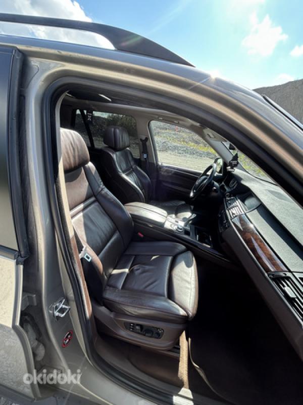 Smilšu krāsa BMW X5 2008 Jehvi, ar dzinēja tilpumu 0.21 L un nobraukumu 297 tūkst. km par 10500 €, foto 3 vietnē AUTOMOTO.COM.LV