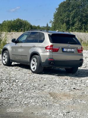 Smilšu krāsa BMW X5 2008 Jehvi, ar dzinēja tilpumu 0.21 L un nobraukumu 297 tūkst. km par 10500 €, foto 9 vietnē AUTOMOTO.COM.LV