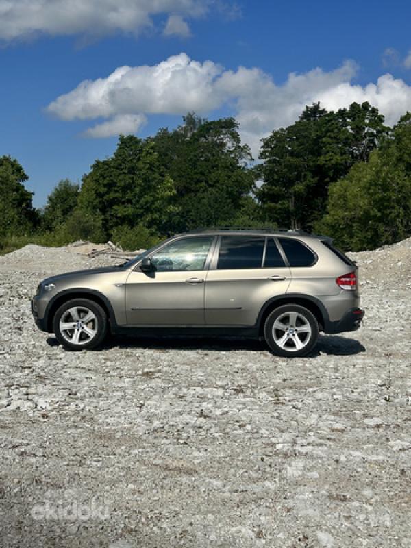Smilšu krāsa BMW X5 2008 Jehvi, ar dzinēja tilpumu 0.21 L un nobraukumu 297 tūkst. km par 10500 €, foto 9 vietnē AUTOMOTO.COM.LV