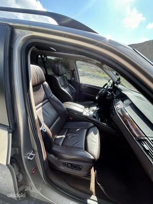 Smilšu krāsa BMW X5 2008 Jehvi, ar dzinēja tilpumu 0.21 L un nobraukumu 297 tūkst. km par 10500 €, foto 14 vietnē AUTOMOTO.COM.LV
