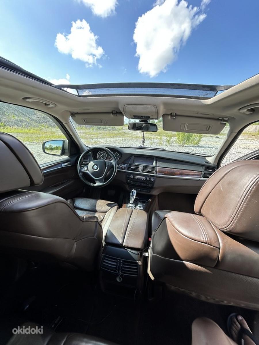 Smilšu krāsa BMW X5 2008 Jehvi, ar dzinēja tilpumu 0.21 L un nobraukumu 297 tūkst. km par 10500 €, foto 15 vietnē AUTOMOTO.COM.LV