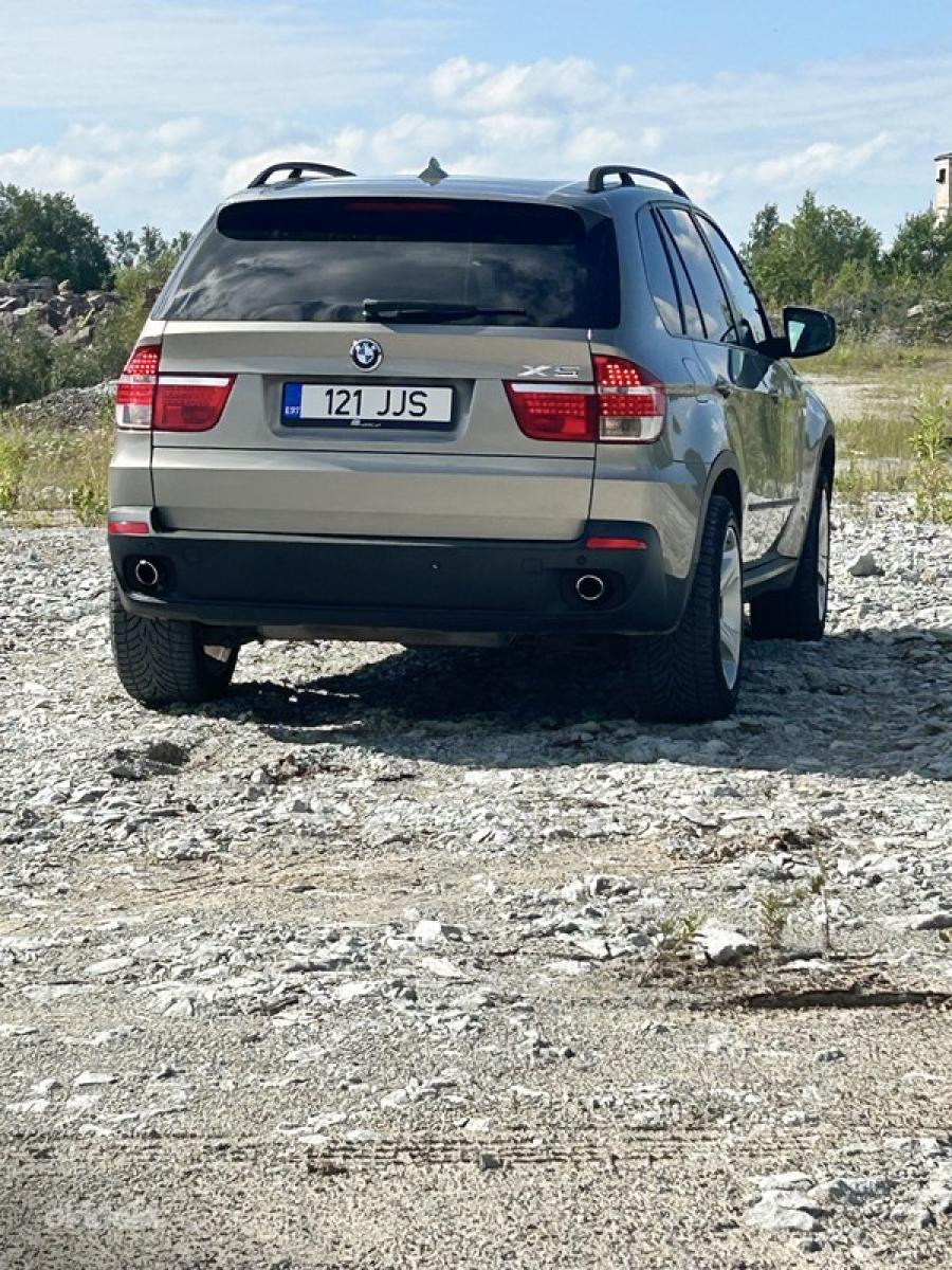 Smilšu krāsa BMW X5 2008 Jehvi, ar dzinēja tilpumu 0.21 L un nobraukumu 297 tūkst. km par 10500 €, foto 18 vietnē AUTOMOTO.COM.LV