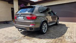 Smilšu krāsa BMW X5 2010 Tartu, ar dzinēja tilpumu 3.00 L un nobraukumu 396 tūkst. km par 10900 €, foto 5 vietnē AUTOMOTO.COM.LV