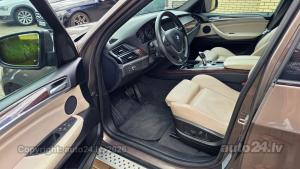 Smilšu krāsa BMW X5 2010 Tartu, ar dzinēja tilpumu 3.00 L un nobraukumu 396 tūkst. km par 10900 €, foto 6 vietnē AUTOMOTO.COM.LV