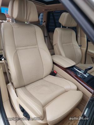 Smilšu krāsa BMW X5 2011 Tallina, ar dzinēja tilpumu 3.00 L un nobraukumu 311 tūkst. km par 11500 €, foto 9 vietnē AUTOMOTO.COM.LV
