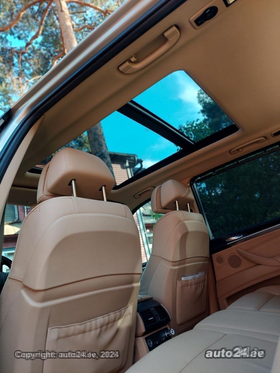 Smilšu krāsa BMW X5 2011 Tallina, ar dzinēja tilpumu 3.00 L un nobraukumu 311 tūkst. km par 11500 €, foto 16 vietnē AUTOMOTO.COM.LV