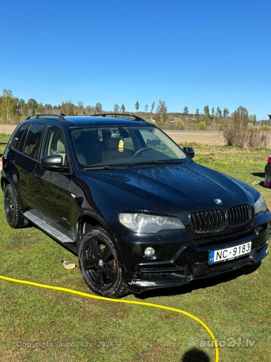 Melns BMW X5 0 Ogre, ar dzinēja tilpumu 0.00 L un nobraukumu 400 tūkst. km par 7500 €, foto 1 vietnē AUTOMOTO.COM.LV