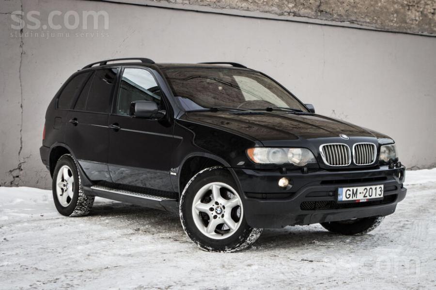 Black BMW X5 2000 in Riga, with an engine capacity of 4.40 L and mileage of 301 thousand km for 4600 €, photo 1 on AUTOMOTO.COM.LV