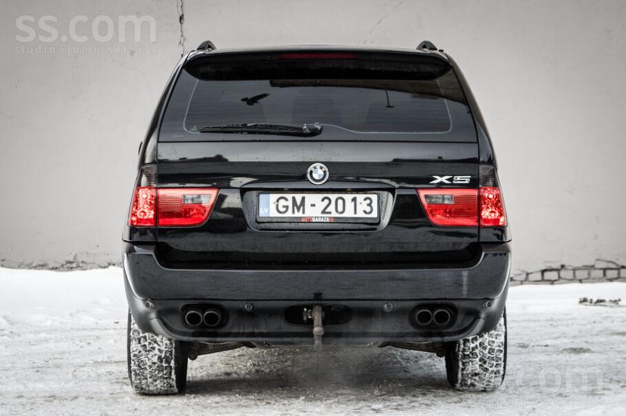 Black BMW X5 2000 in Riga, with an engine capacity of 4.40 L and mileage of 301 thousand km for 4600 €, photo 5 on AUTOMOTO.COM.LV