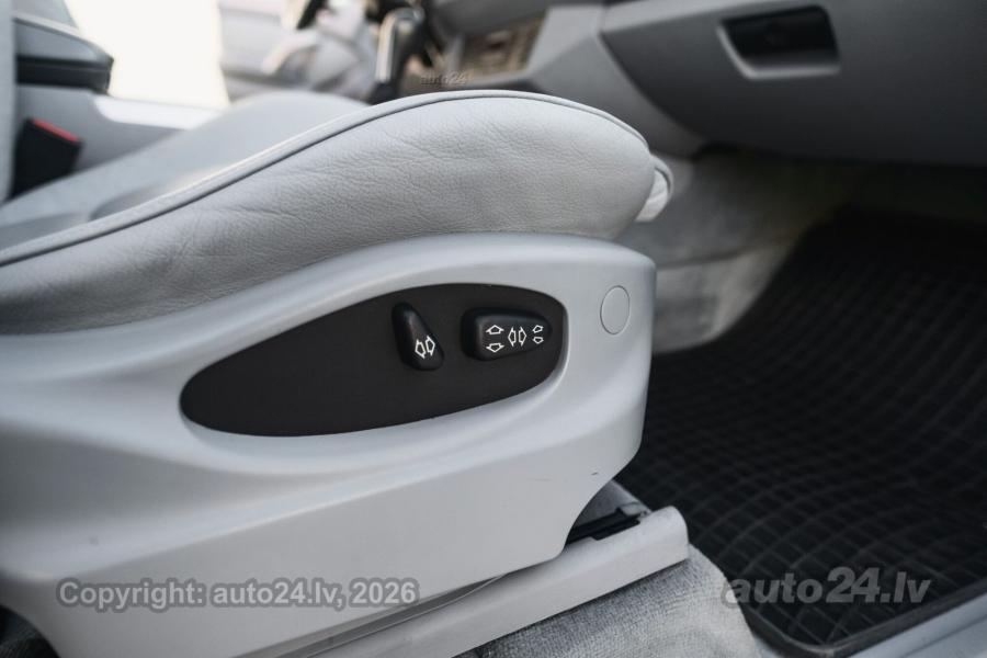 Melns BMW X5 2000 Tallina, ar dzinēja tilpumu 4.40 L un nobraukumu 144 tūkst. km par 9999 €, foto 13 vietnē AUTOMOTO.COM.LV
