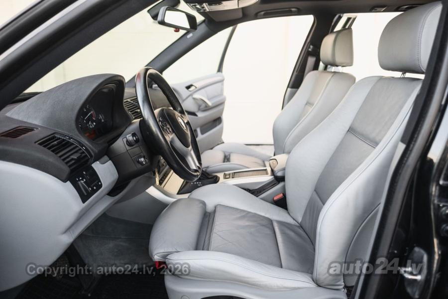 Melns BMW X5 2000 Tallina, ar dzinēja tilpumu 4.40 L un nobraukumu 144 tūkst. km par 9999 €, foto 17 vietnē AUTOMOTO.COM.LV