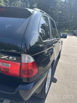 Black BMW X5 2000 in Riga, with an engine capacity of 3.00 L and mileage of 186 thousand km for 3400 €, photo 4 on AUTOMOTO.COM.LV