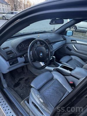 Melns BMW X5 2001 Daugavpils, ar dzinēja tilpumu 3.00 L un nobraukumu 430 tūkst. km par 3800 €, foto 5 vietnē AUTOMOTO.COM.LV
