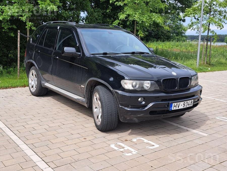 Black BMW X5 2001 in Riga, with an engine capacity of 3.00 L and mileage of 420 thousand km for 2500 €, photo 1 on AUTOMOTO.COM.LV