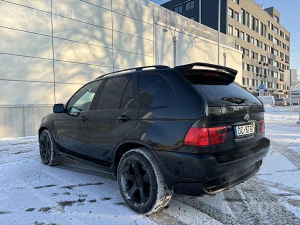 Black BMW X5 2001 in Riga, with an engine capacity of 3.00 L and mileage of 0 thousand km for 2850 €, photo 5 on AUTOMOTO.COM.LV