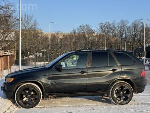 Black BMW X5 2001 in Riga, with an engine capacity of 3.00 L and mileage of 0 thousand km for 2850 €, photo 9 on AUTOMOTO.COM.LV